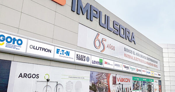 Impulsora coloca para sus trabajadores máquinas expendedoras que ...