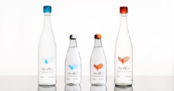 Hethe: Agua de lujo con un compromiso ambiental - Revista Ganar-Ganar